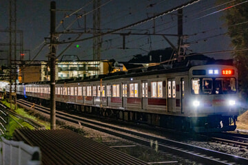 【メトロ】18000系18104Fの押上方5両が東急9000系牽引で回送 |2nd-train鉄道ニュース
